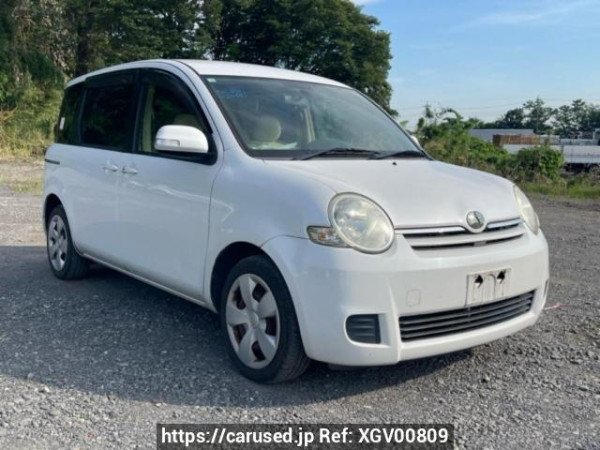 Buy Used 2010 Toyota Sienta NCP81G (XGV00809) - Carused.jp
