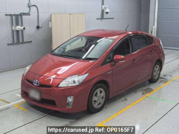 Buy Used 2011 Toyota Prius ZVW30 (OP0165F7) - Carused.jp