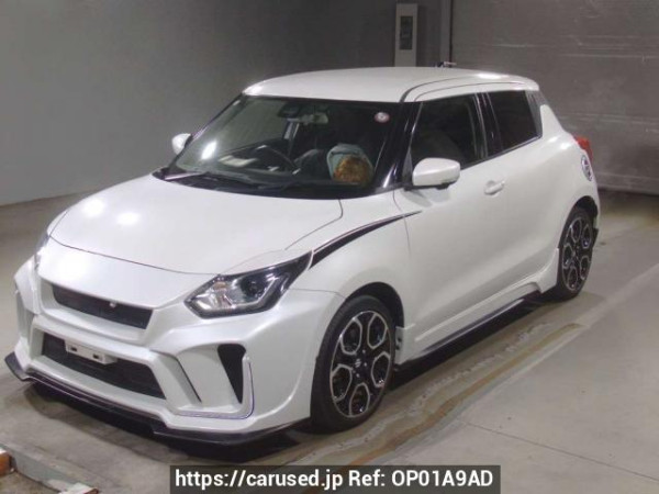 Buy Used 2018 Suzuki Swift Sport ZC33S (OP01A9AD) - Carused.jp